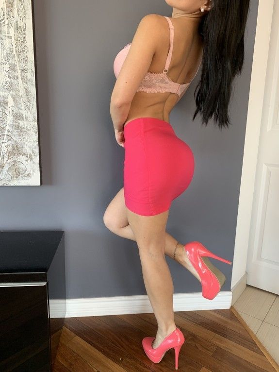 Pink Dress Gerrard44