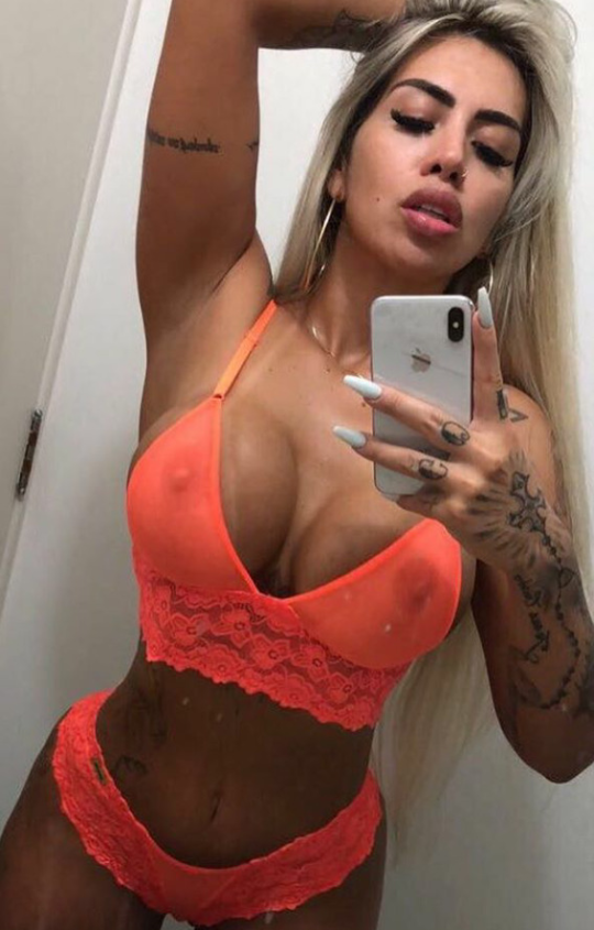 Juju Ferrari Lololon