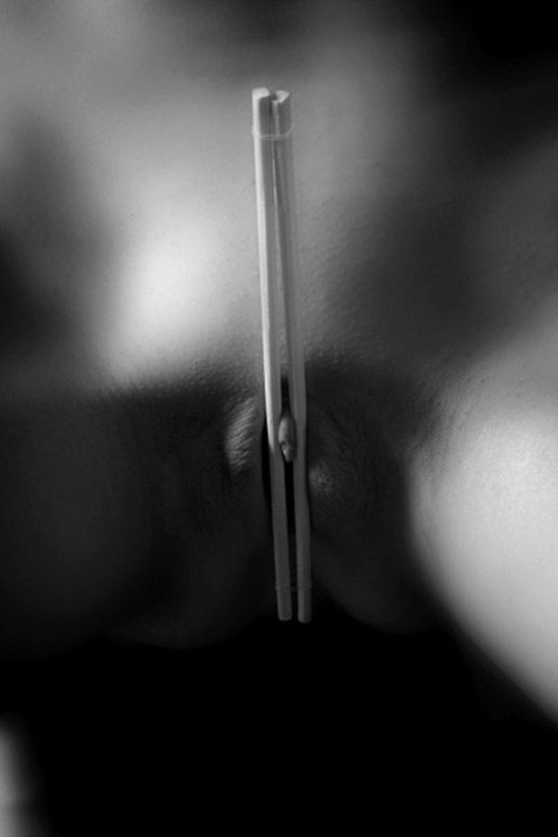 Tortured Clitoris Freewind