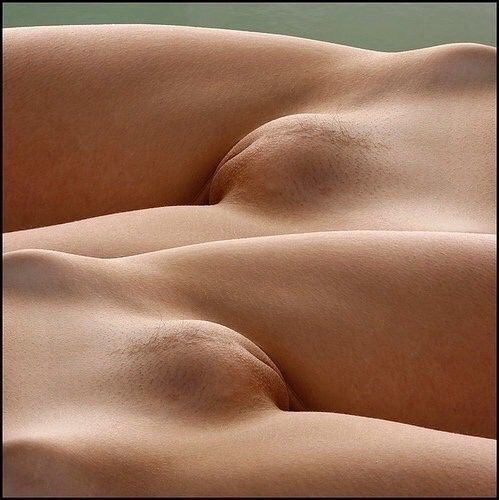 Dual Mounds Bigkuntry