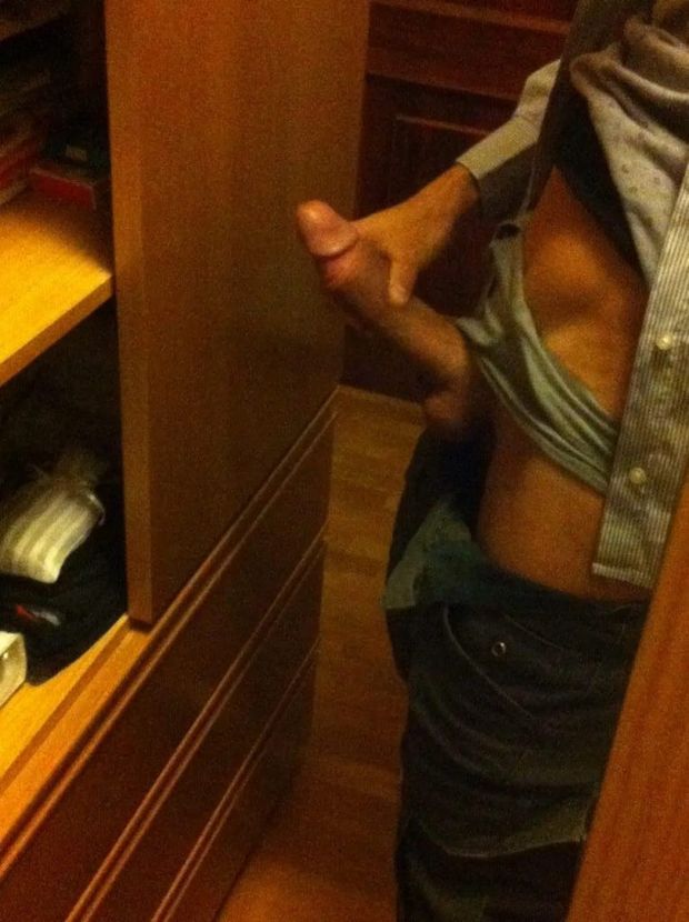 Monster Cock Selfie Xngaycom