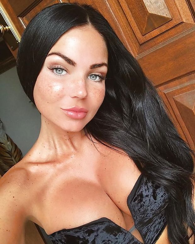 Katiestivesng Tits Boobs Pin 58850784