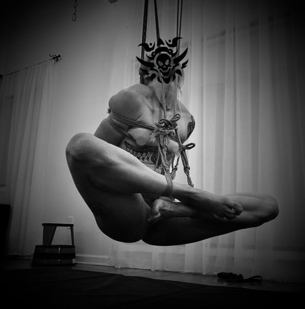 Crisscross Superdom