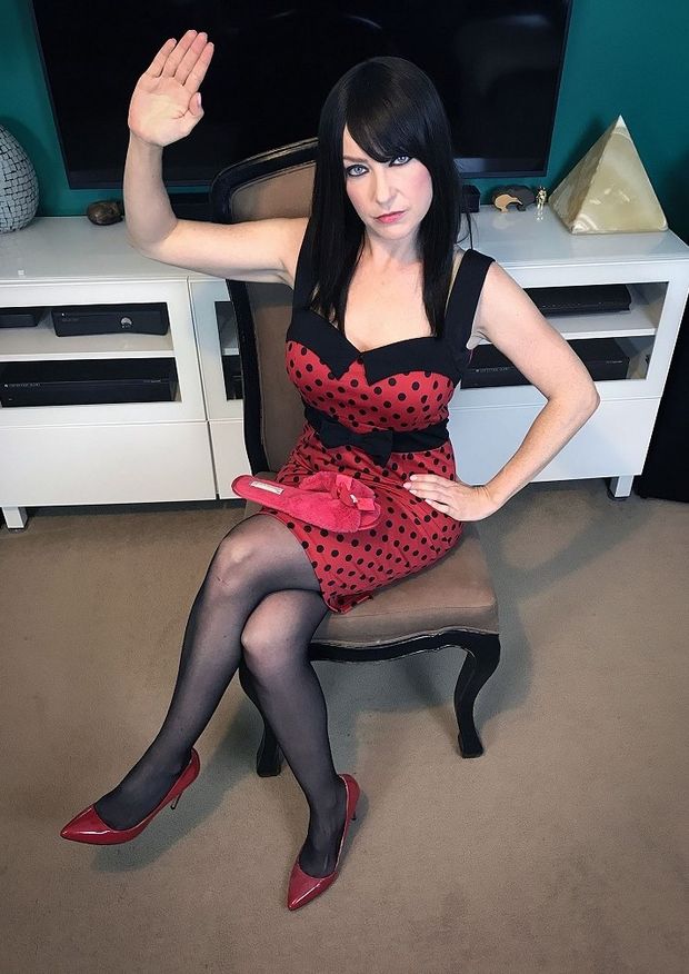 Miss Jessica Wood Hogspy