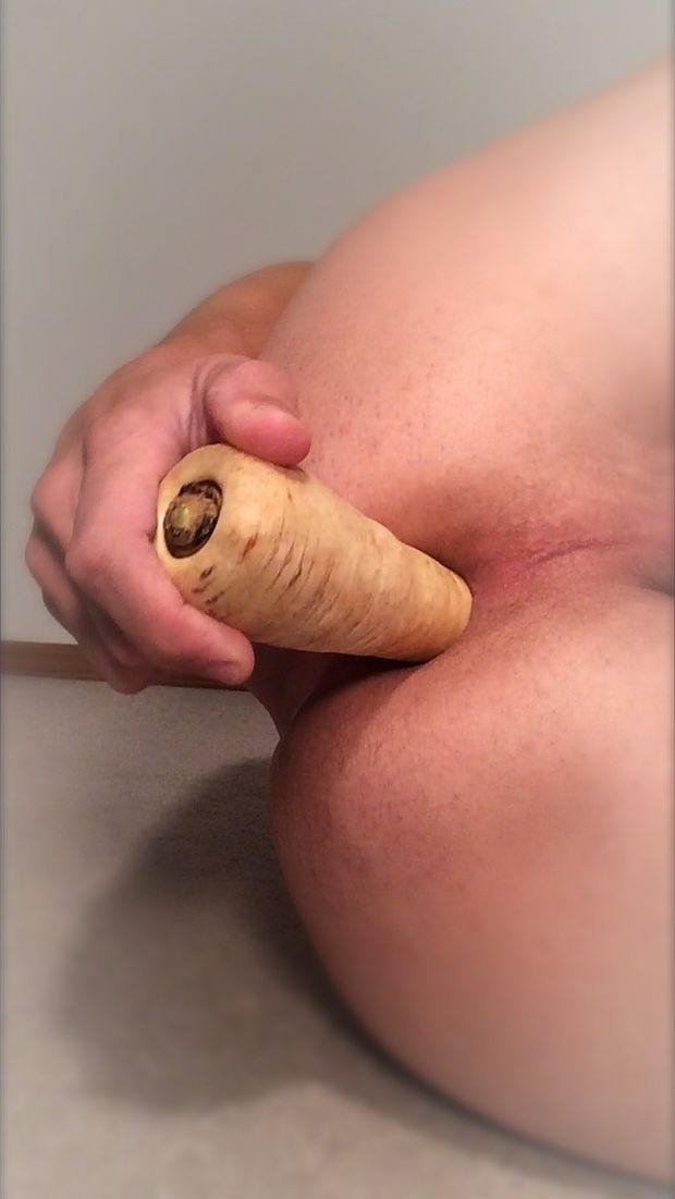 Parsnip Solo Anal Fuck Fruitnvegeguy