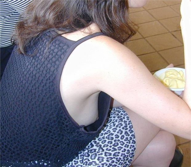 Side Boobs Spider821209