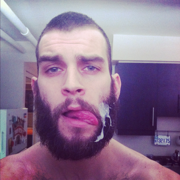 A Nice Thick Load In His Beard Twinkytop