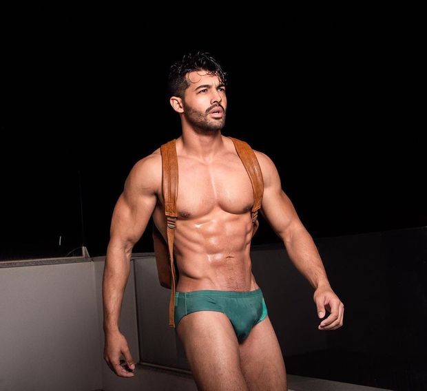 Jorge González Phnix