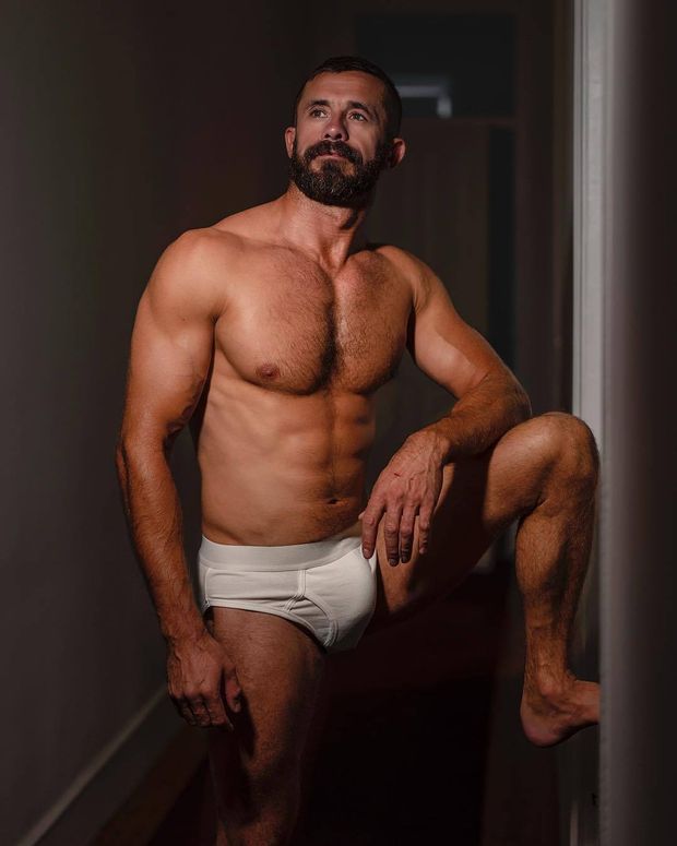 Sexy Man Phnix