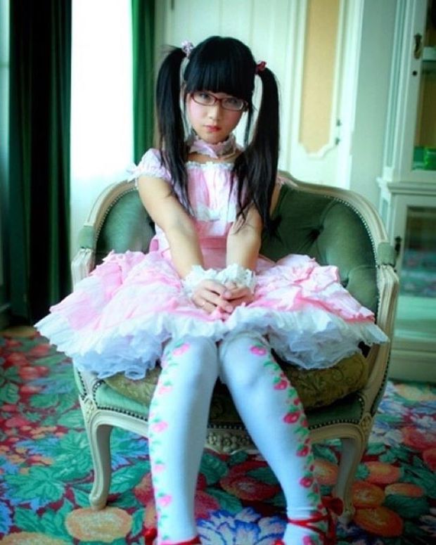 Eri Kitami Before She Got Into Latex Fashion Dragonzombie