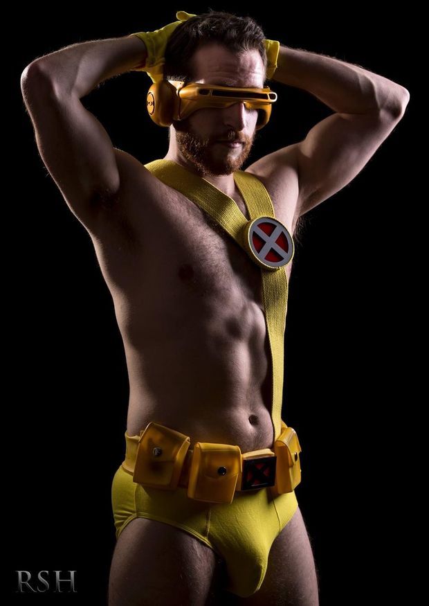 Retro Sexy Cyclops Phnix