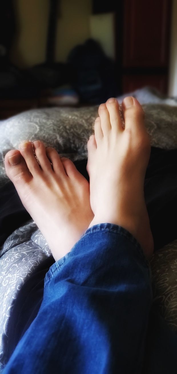 Just My Feet Hazeleight2019