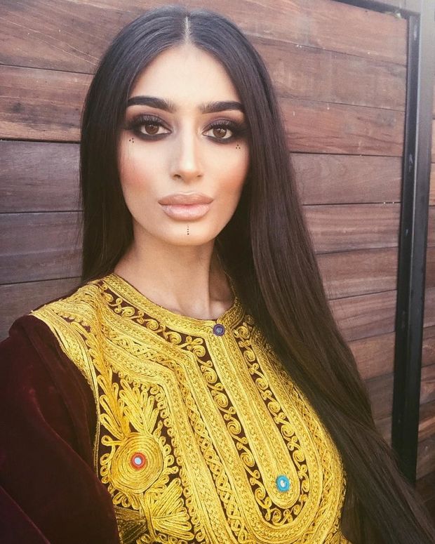 Indian Babe Jimpinhead
