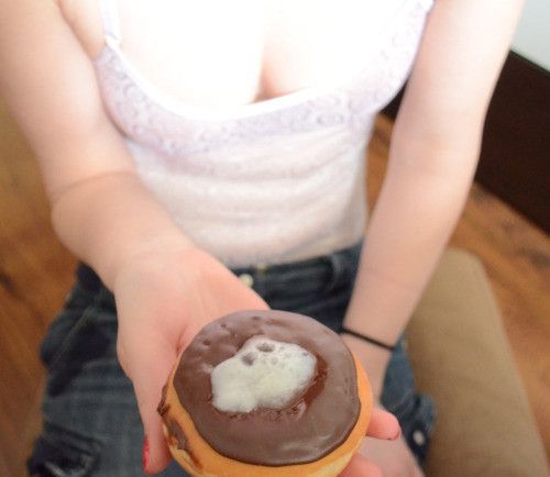 Cumming On Her Doughnut Lonewolf13