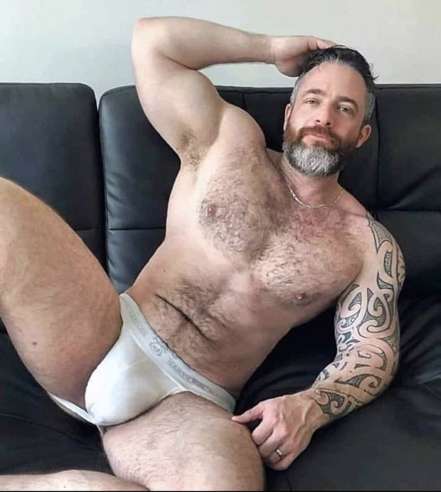 Mature Bulge Phnix