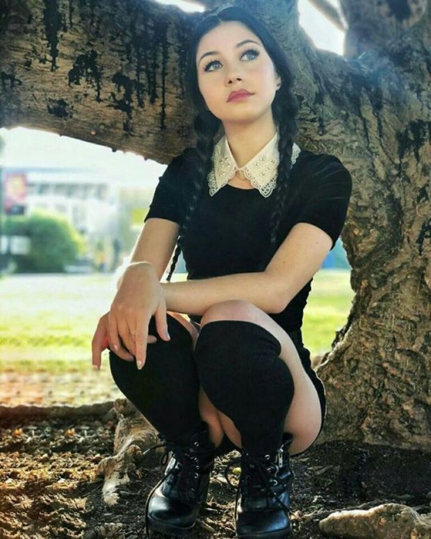 Daniella Claire Gr99