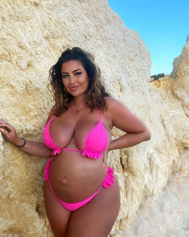 Busty Curvy Pregnant Dj Hannahb Meboot