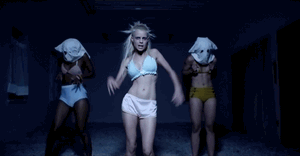 S Yolandi Visser