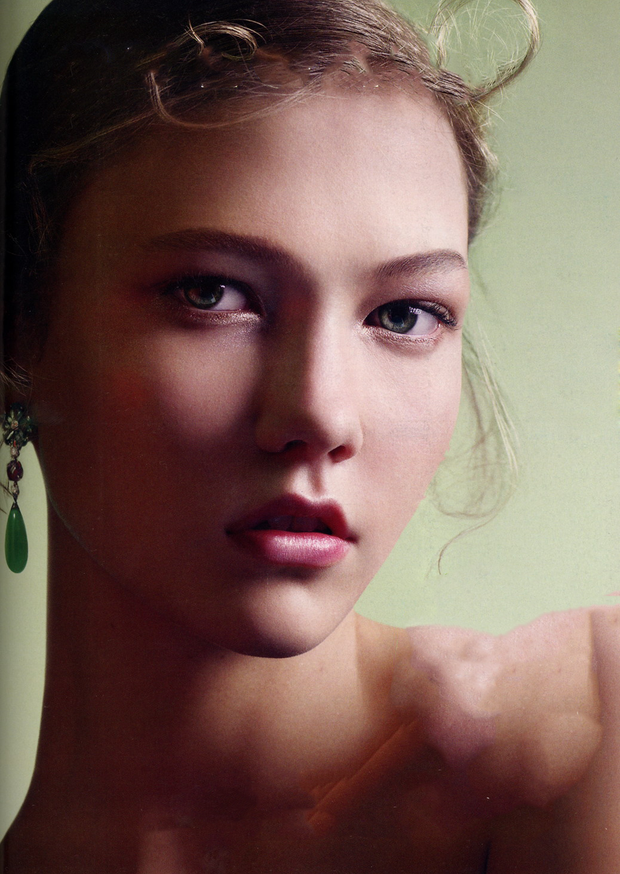 Karlie Kloss Beguemot