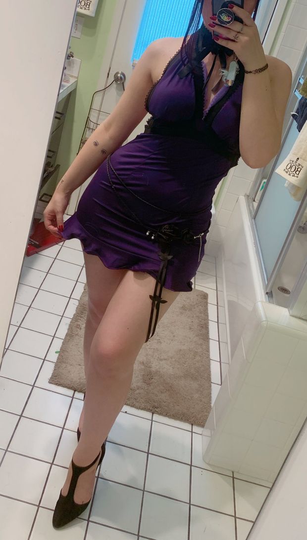 Pretty In Pumps Tiki2rude