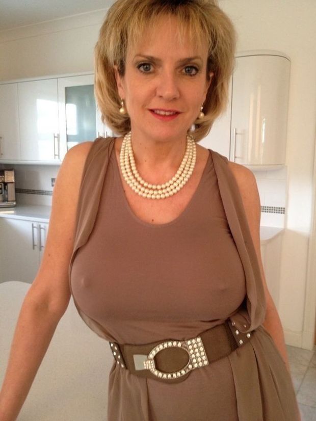 Gill Ellis Aka “lady Sonia” Bigbutshy