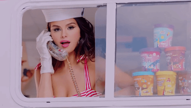 Selena Gomez Faradenza