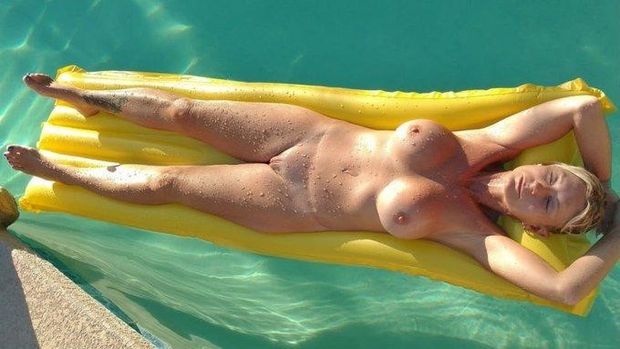 Pool Mrcanoeingnude