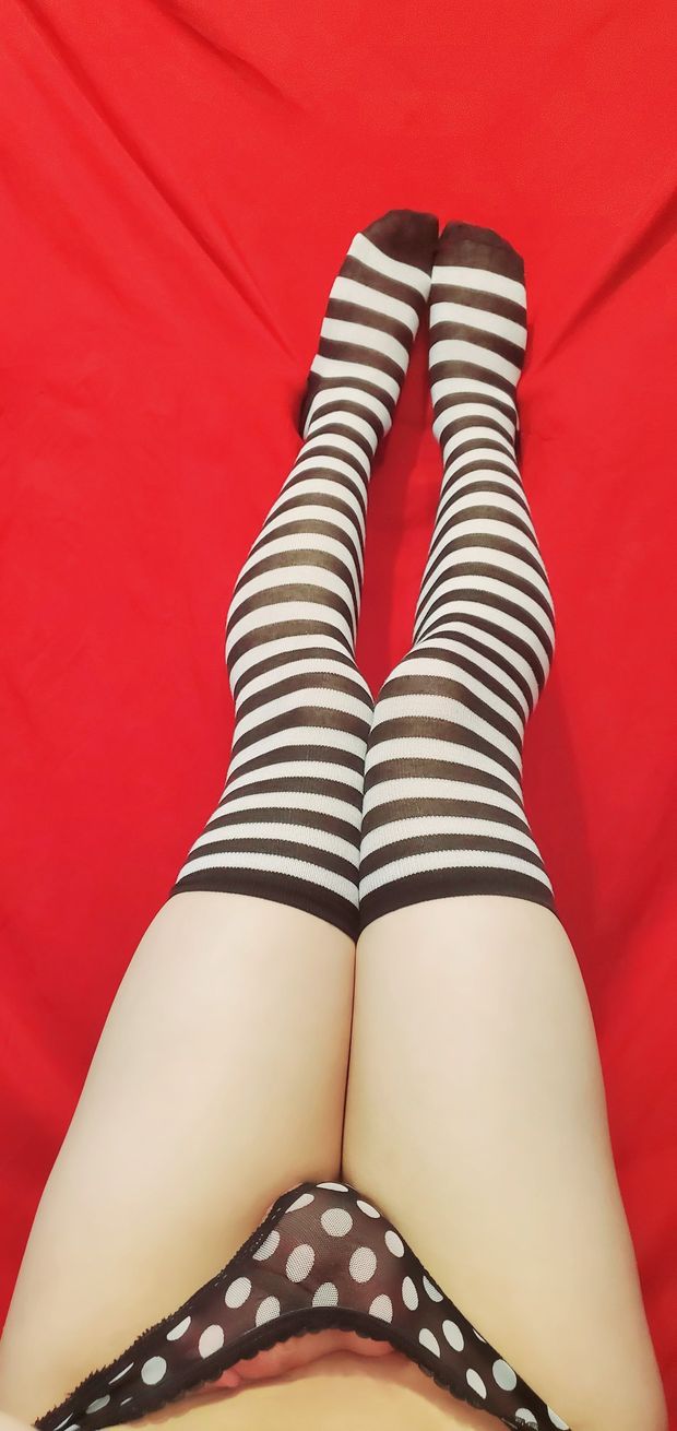 I Feel So Cute In These Samantha1111
