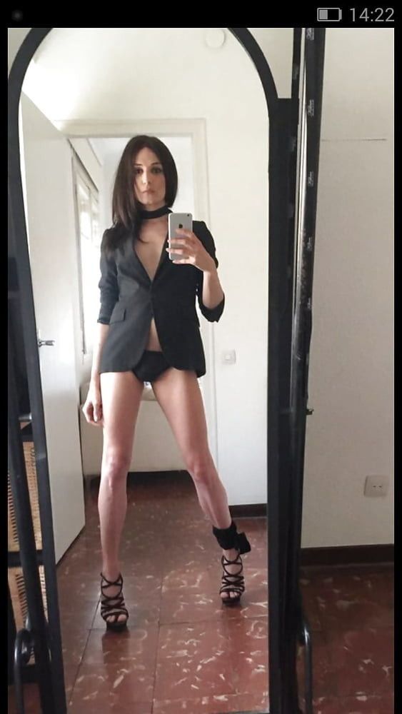 Elina Suit Soolbax