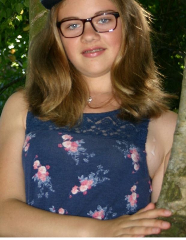 Stina Isabell Mattheis Mit Vollgewichsten Titten Stisabell
