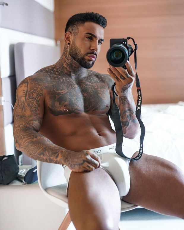 Imanol Brown Phnix