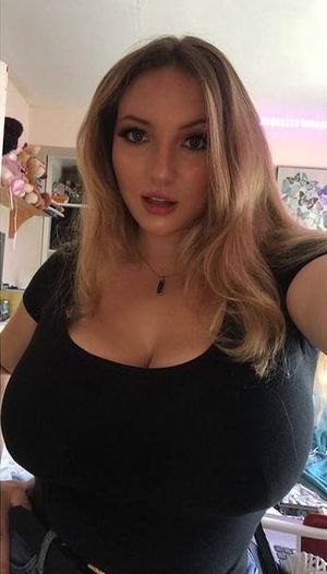 Vlnce 2busty2hide