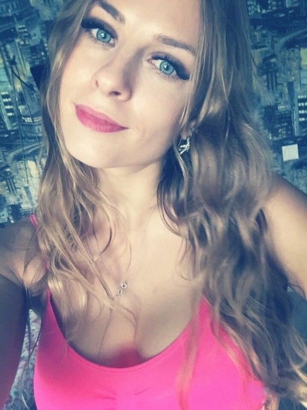 Blue Eyes Curiousandhorny