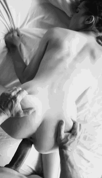 Gripping The Sheets Deafymumbles