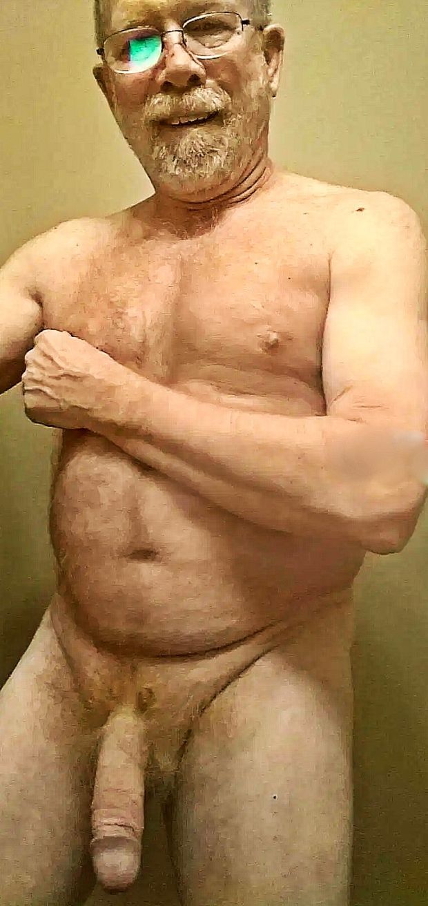 Hot Daddy Huge Cock Shavedcocklover
