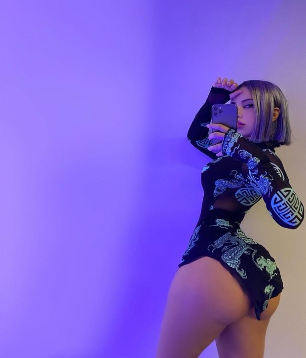 Gina Savage Xjojox