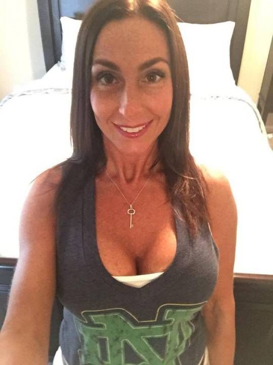 Oodleleux Sluts Mature Women Seductive Pin 61786001