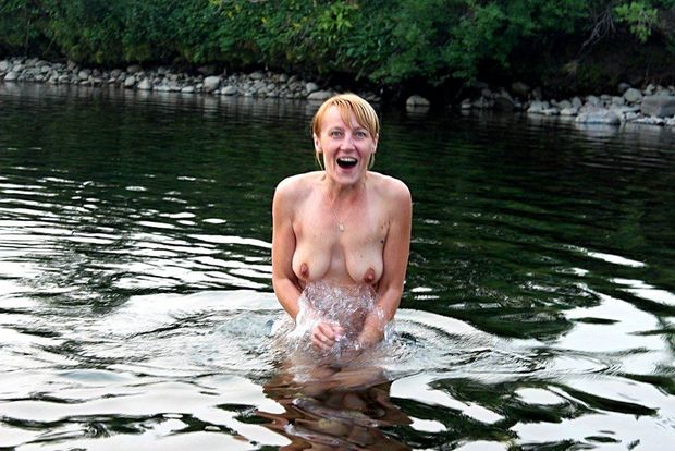 Mature Ambersi