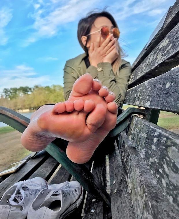 Sweaty Feet Baryal372