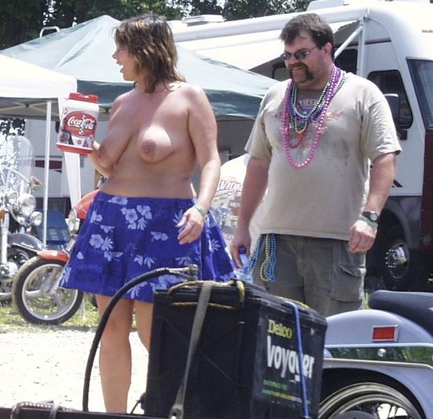 Biker Boogie Chick With Her Tits Free Late Sexrepository69
