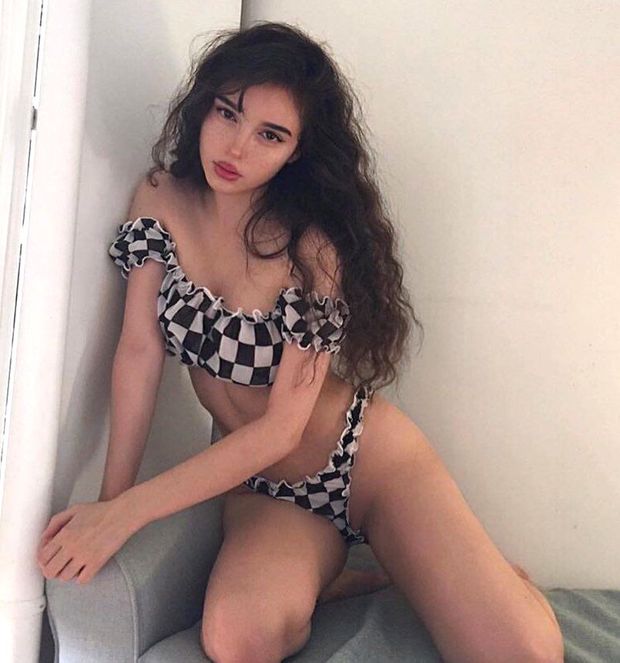 My Checkerboard Chickie Slutking