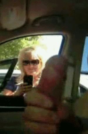 R0ckne2378 Public Dick Flash