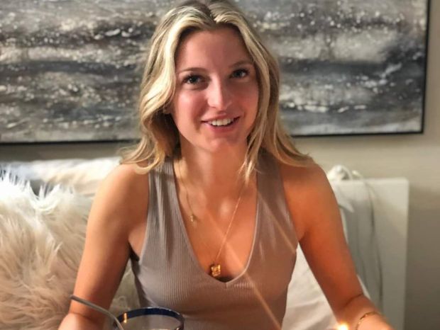 Victoria Date Male43can