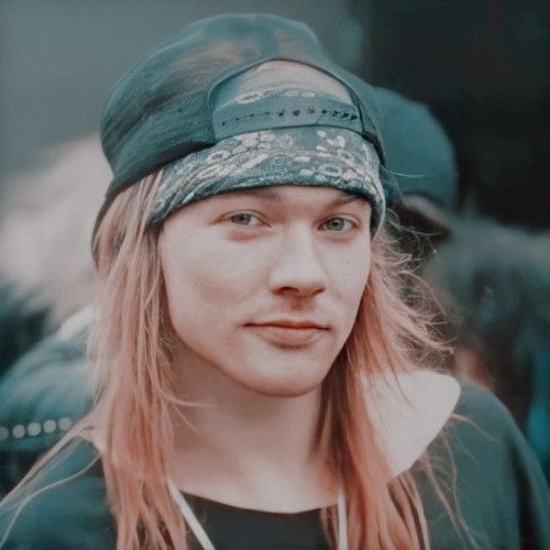 Axl Rose Pictures Lilybitch