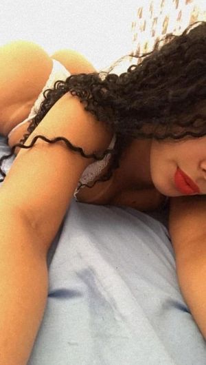 Mirian Gabriela Pics
