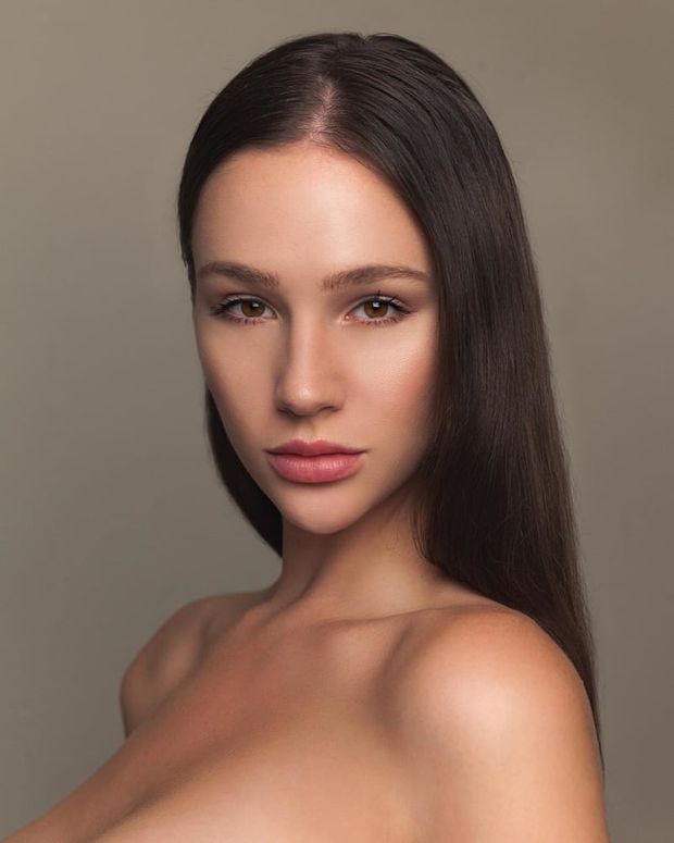 She Has Seductive Eyes Hornymistermike