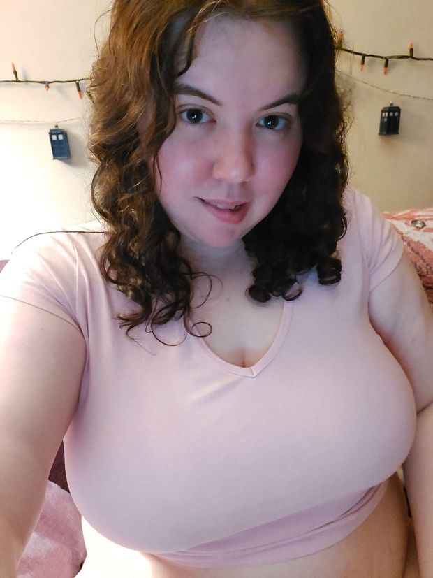 My Tits Cant Be Contained Bellasmashley