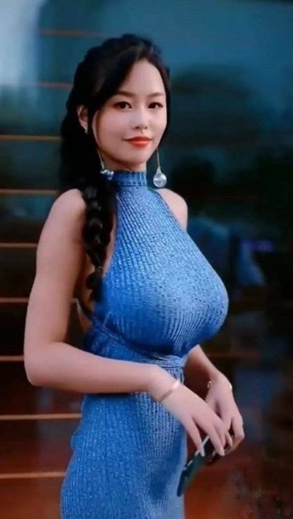Big Boobs Dress Dredd7