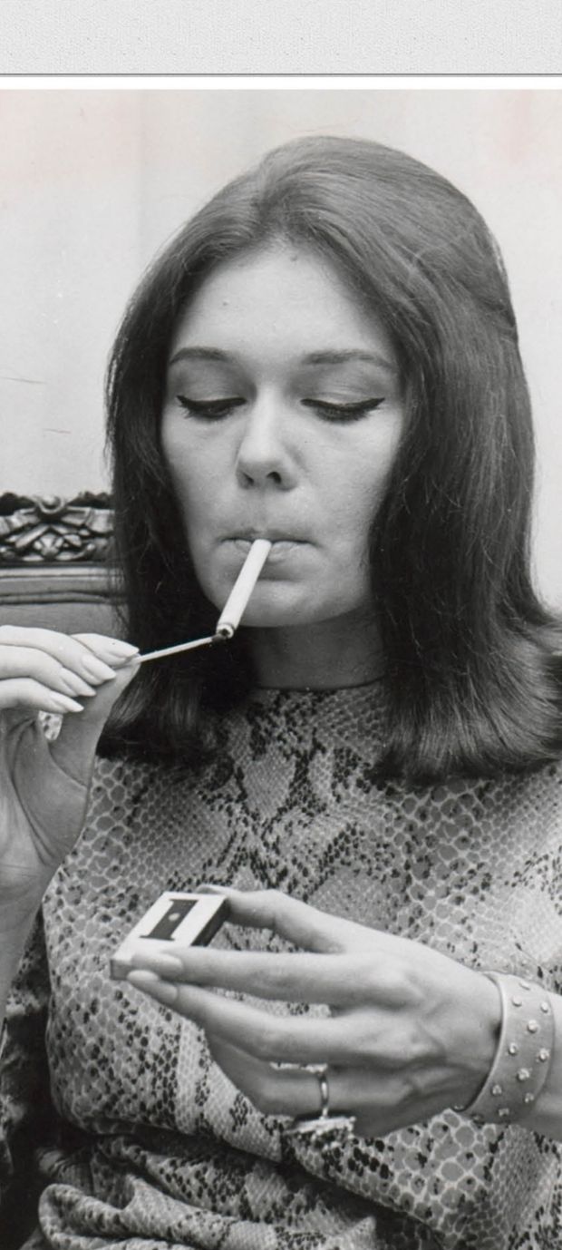 Gloria Steinem Smoking Jack629