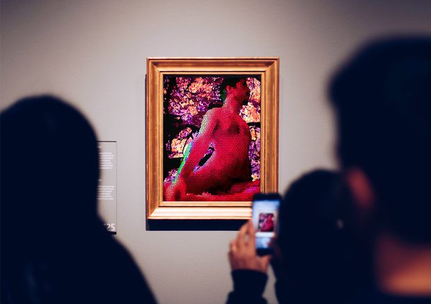 Hombre Desnudo Silencik